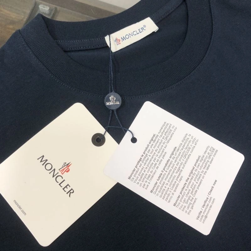 Low-cost Moncler T-Shirts
