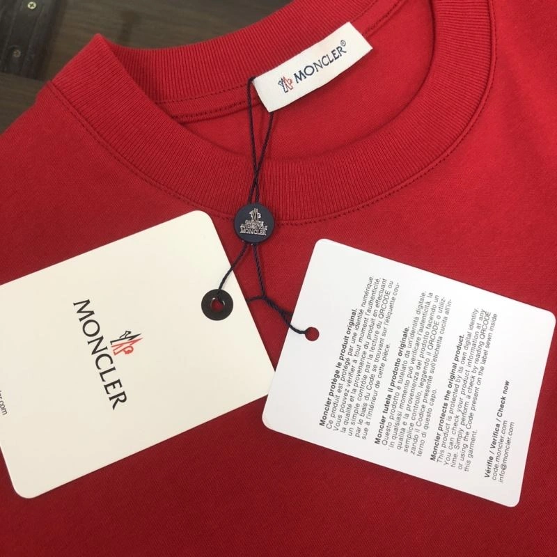 Accurate model Moncler T-Shirts