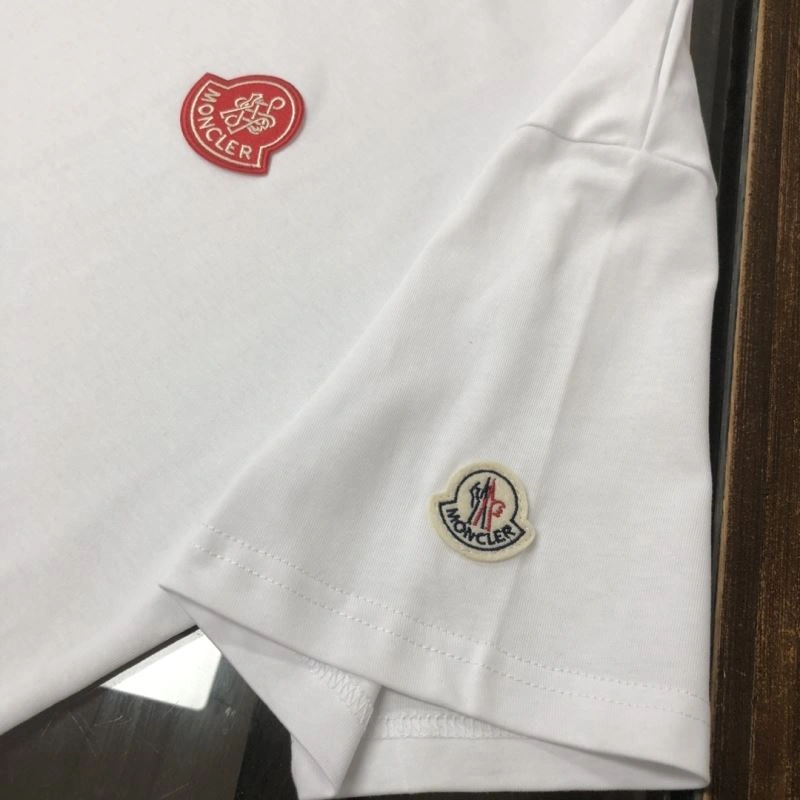 Top mirror Moncler T-Shirts