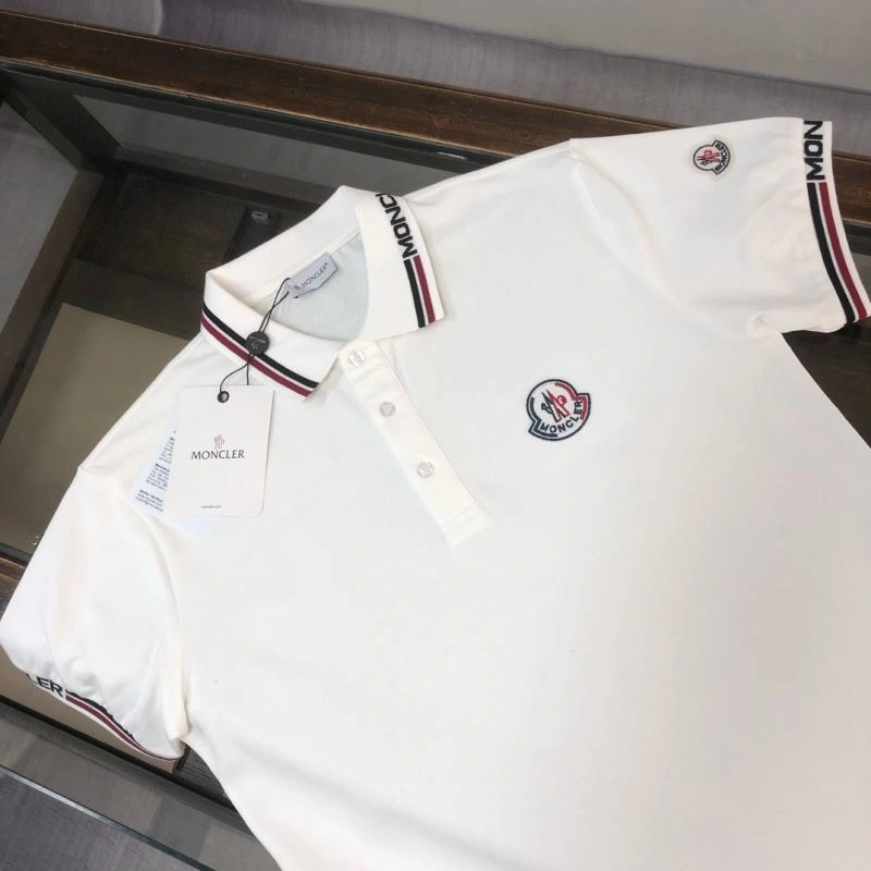 Low-cost Moncler T-Shirts