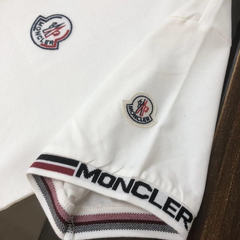 Low-cost Moncler T-Shirts