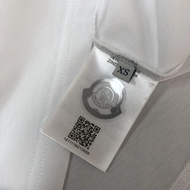 Bargain Moncler T-Shirts