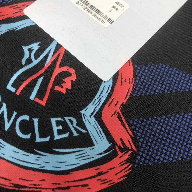 Cut-rate Moncler T-Shirts