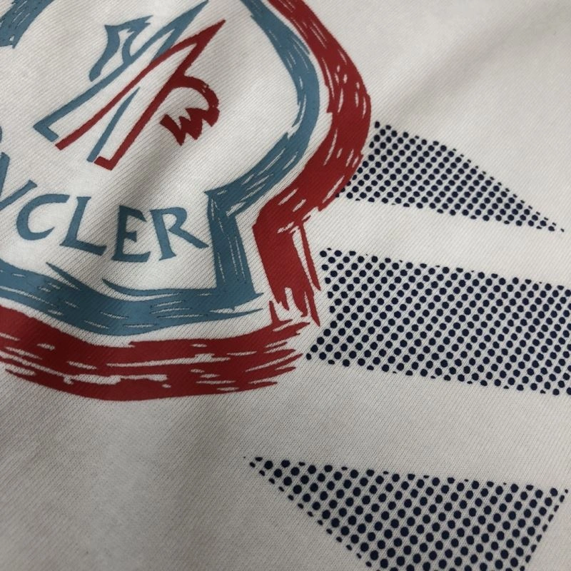 Top mirror Moncler T-Shirts