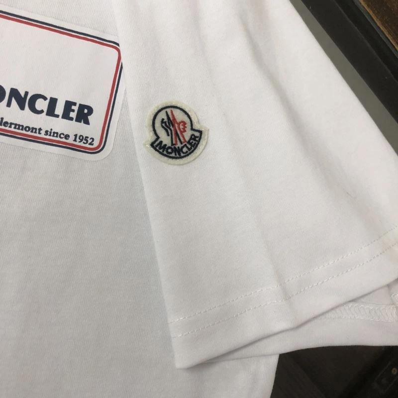 Brand-authenticated Moncler T-Shirts