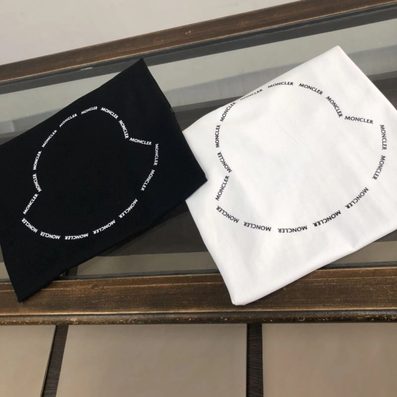 Brand-authenticated Moncler T-Shirts