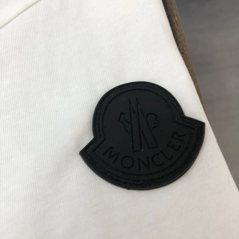 Brand-authenticated Moncler T-Shirts