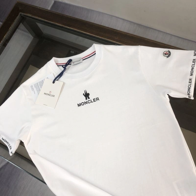 Top mirror Moncler T-Shirts