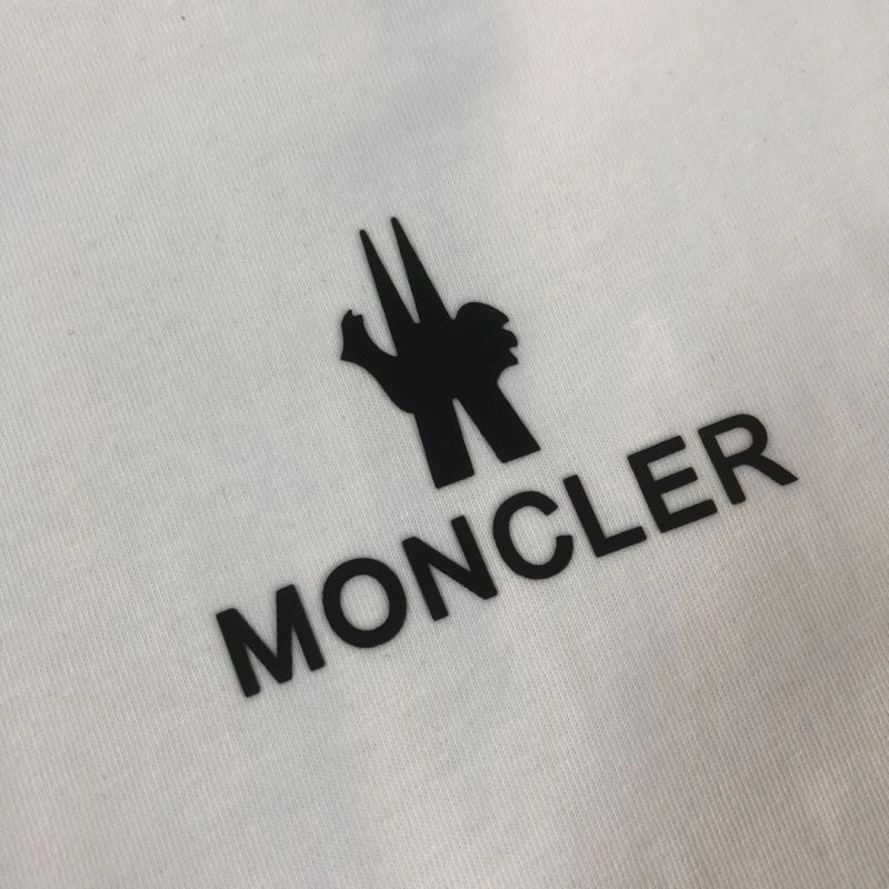 Top mirror Moncler T-Shirts