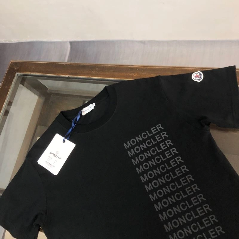 Brand-original Moncler T-Shirts