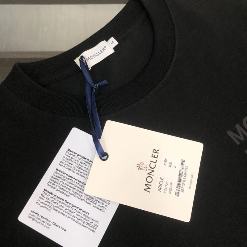 Brand-original Moncler T-Shirts