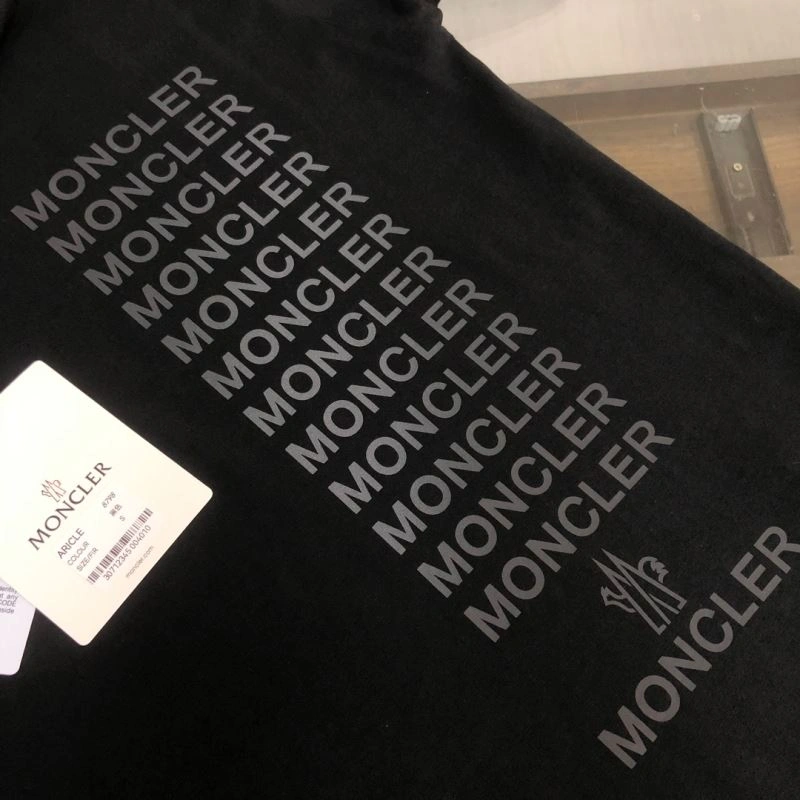 Brand-original Moncler T-Shirts