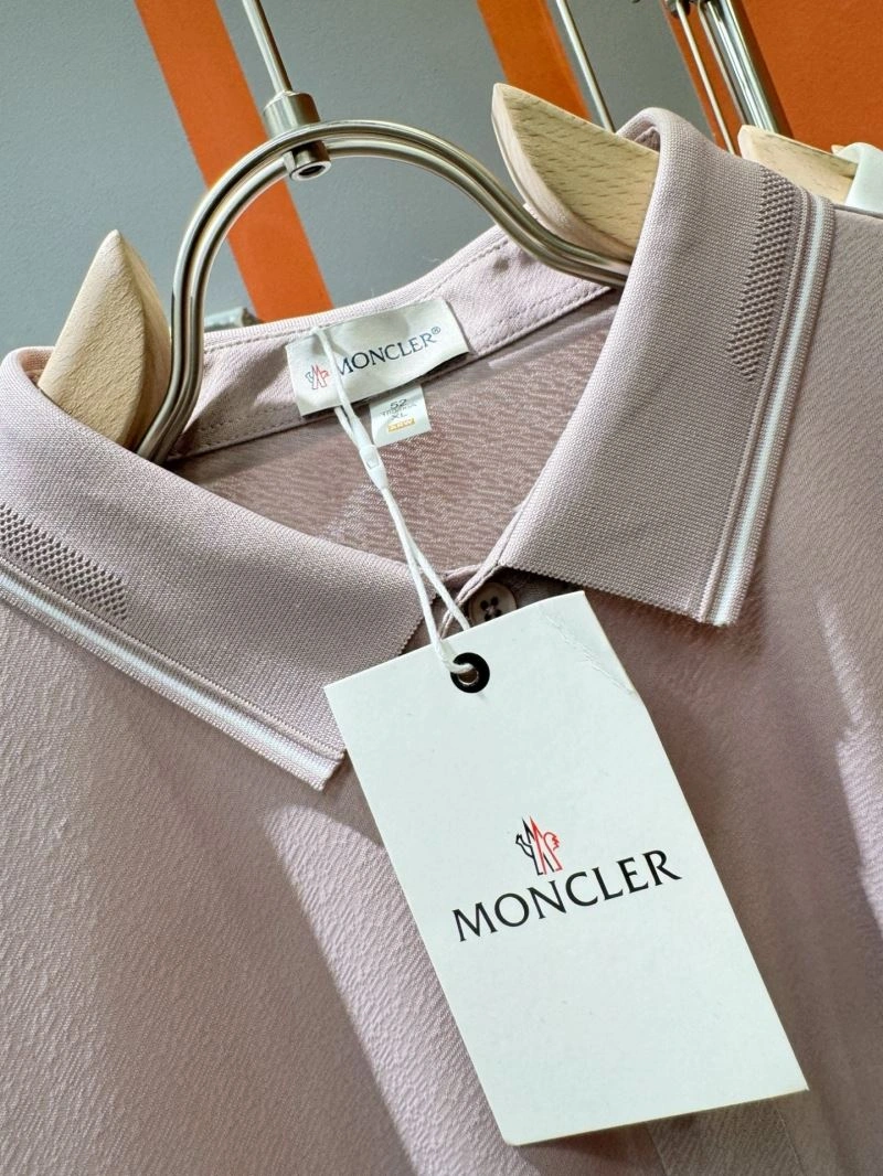 Cut-rate Moncler T-Shirts