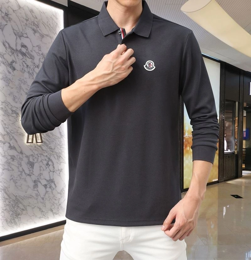 Top mirror Moncler T-Shirts