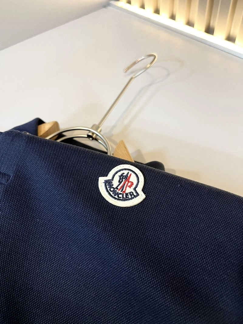 Inexpensive Moncler T-Shirts