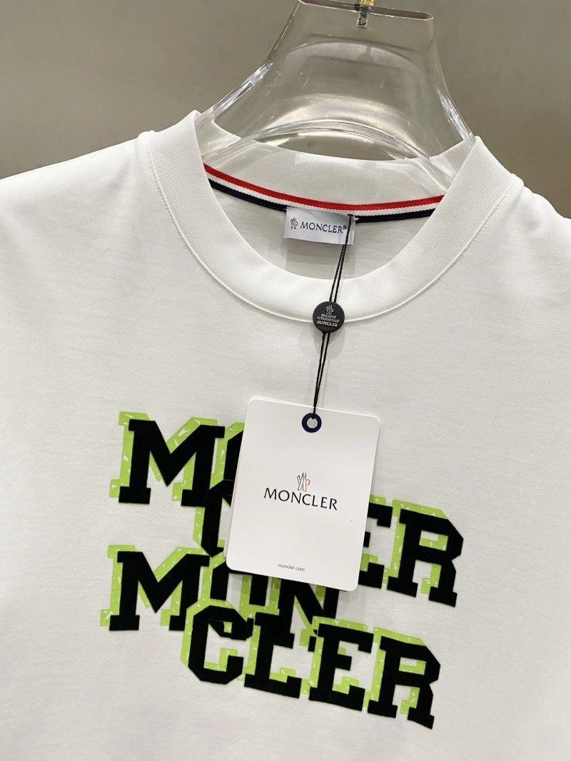 Inexpensive Moncler T-Shirts