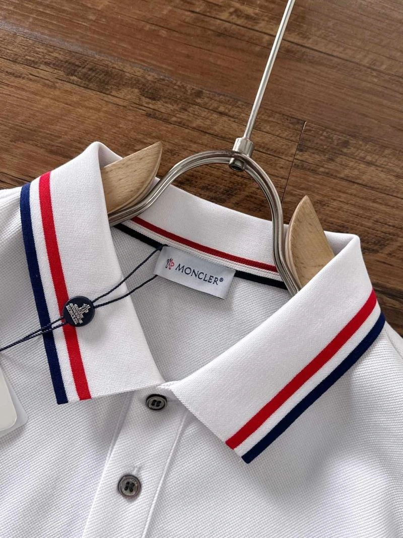 Indistinguishable Moncler T-Shirts