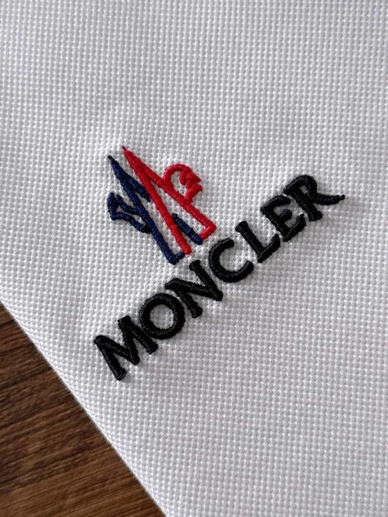 Indistinguishable Moncler T-Shirts