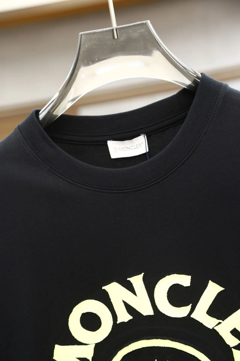 Accurate model Moncler T-Shirts