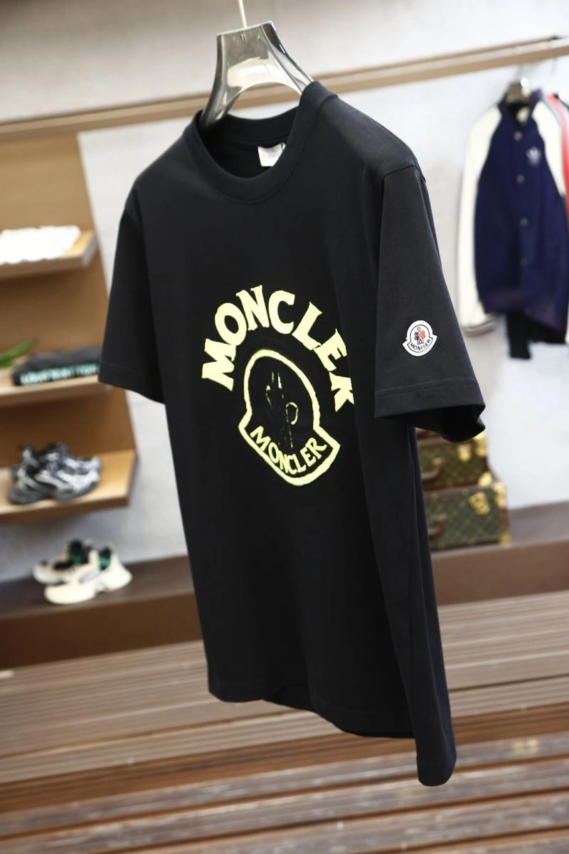 Accurate model Moncler T-Shirts