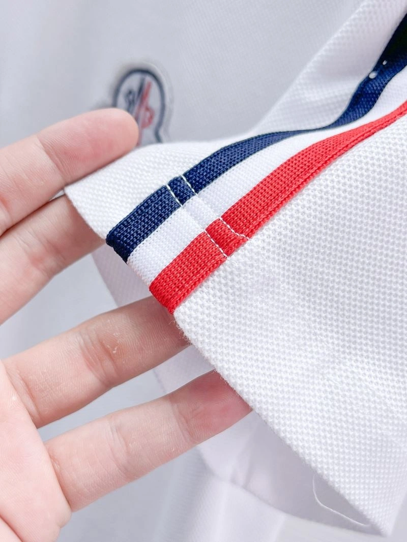 Low-cost Moncler T-Shirts