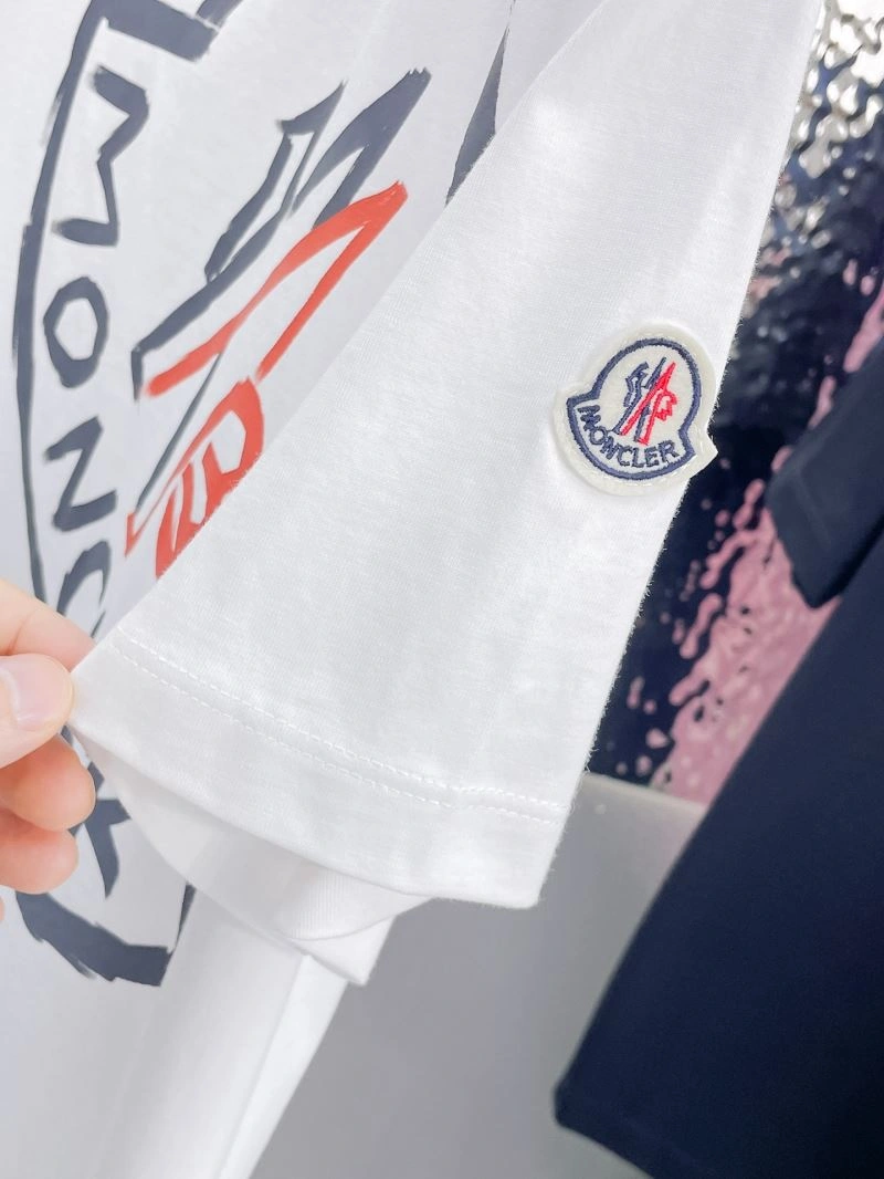 Indistinguishable Moncler T-Shirts