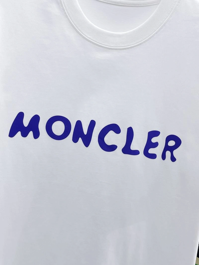 Inexpensive Moncler T-Shirts