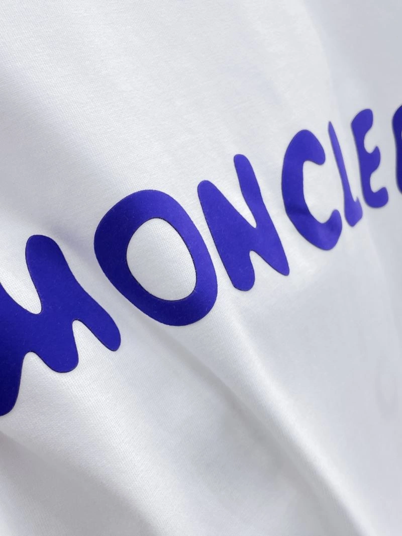 Inexpensive Moncler T-Shirts
