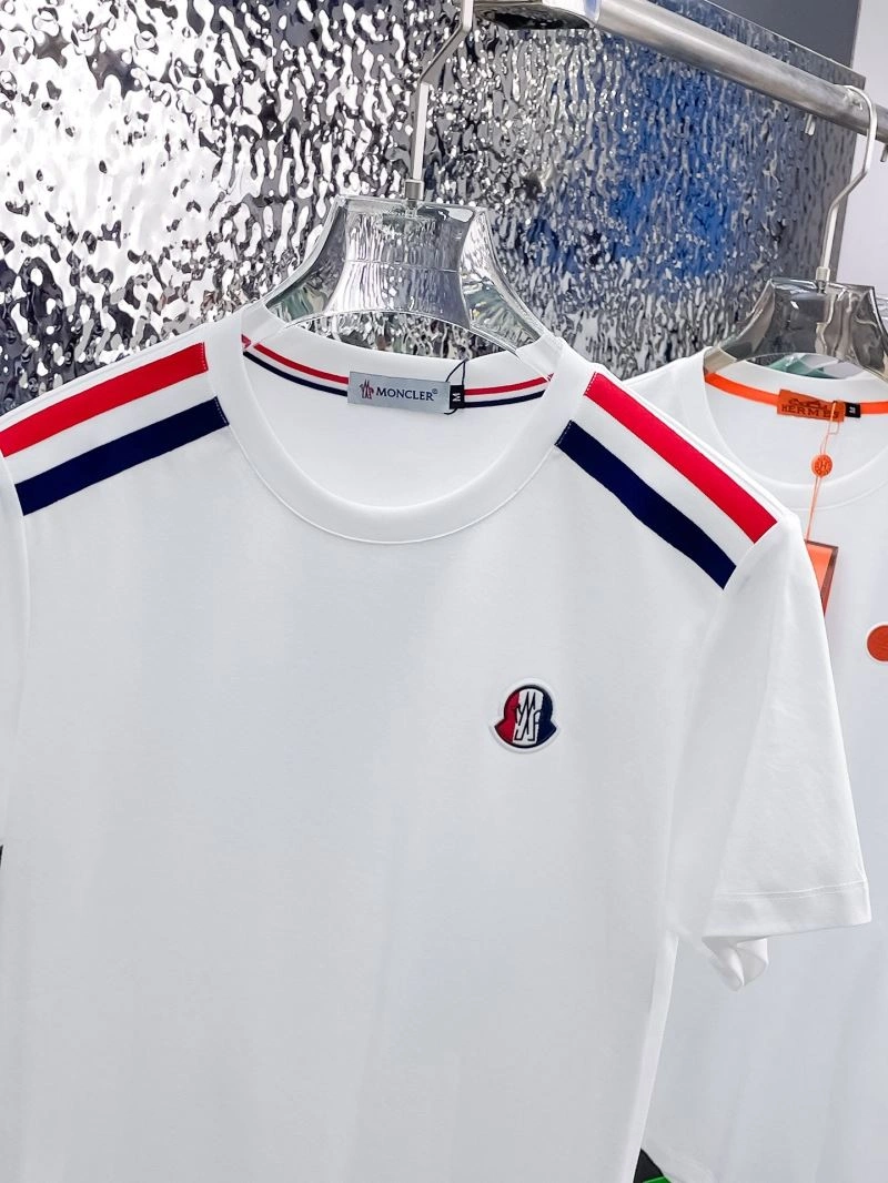 Indistinguishable Moncler T-Shirts