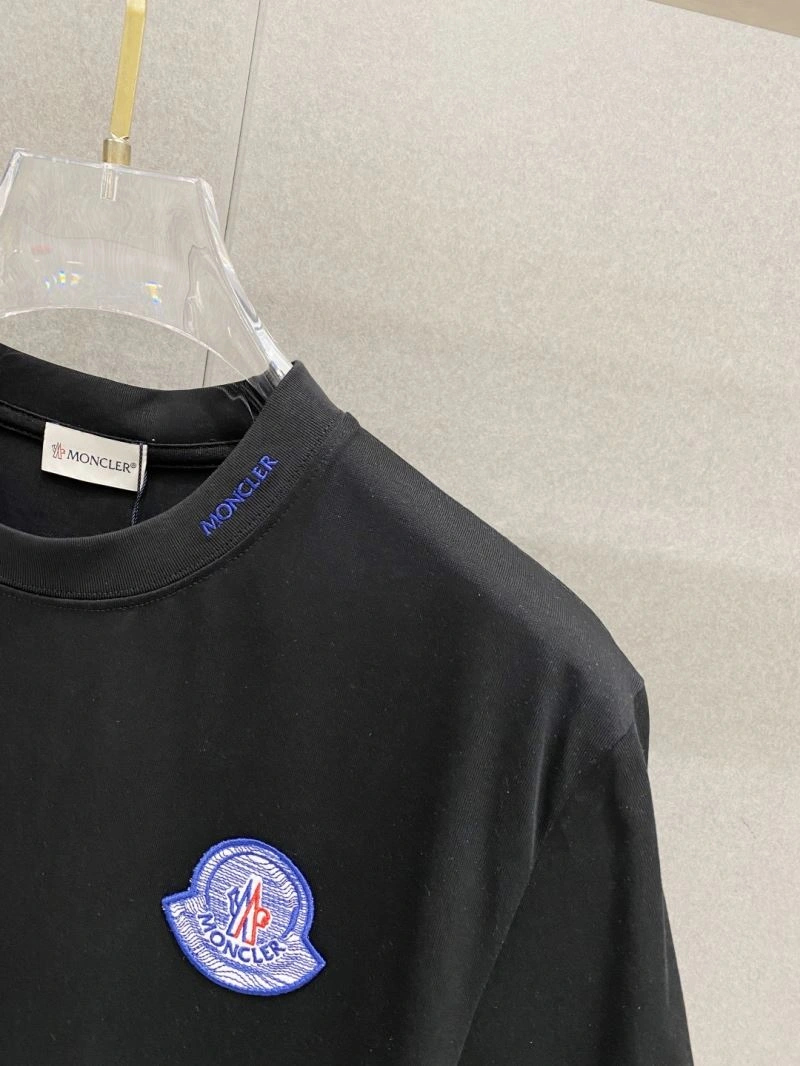 Inexpensive Moncler T-Shirts