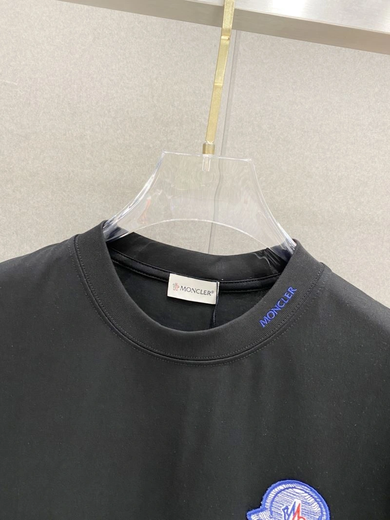 Inexpensive Moncler T-Shirts