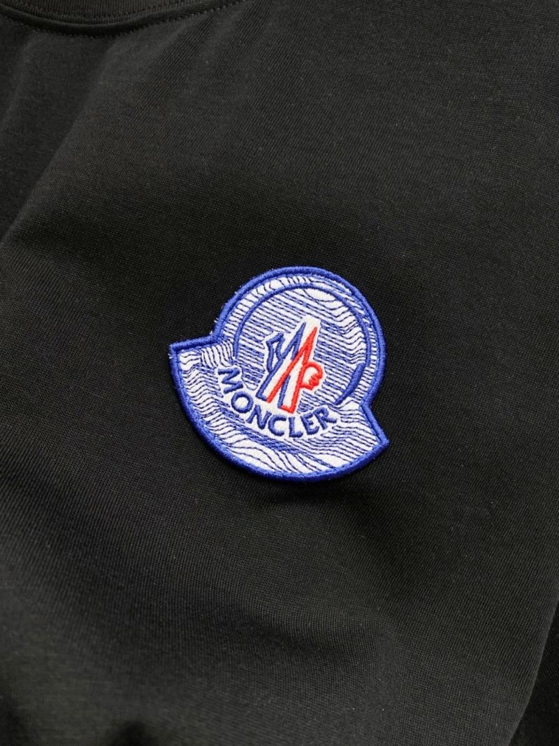 Inexpensive Moncler T-Shirts