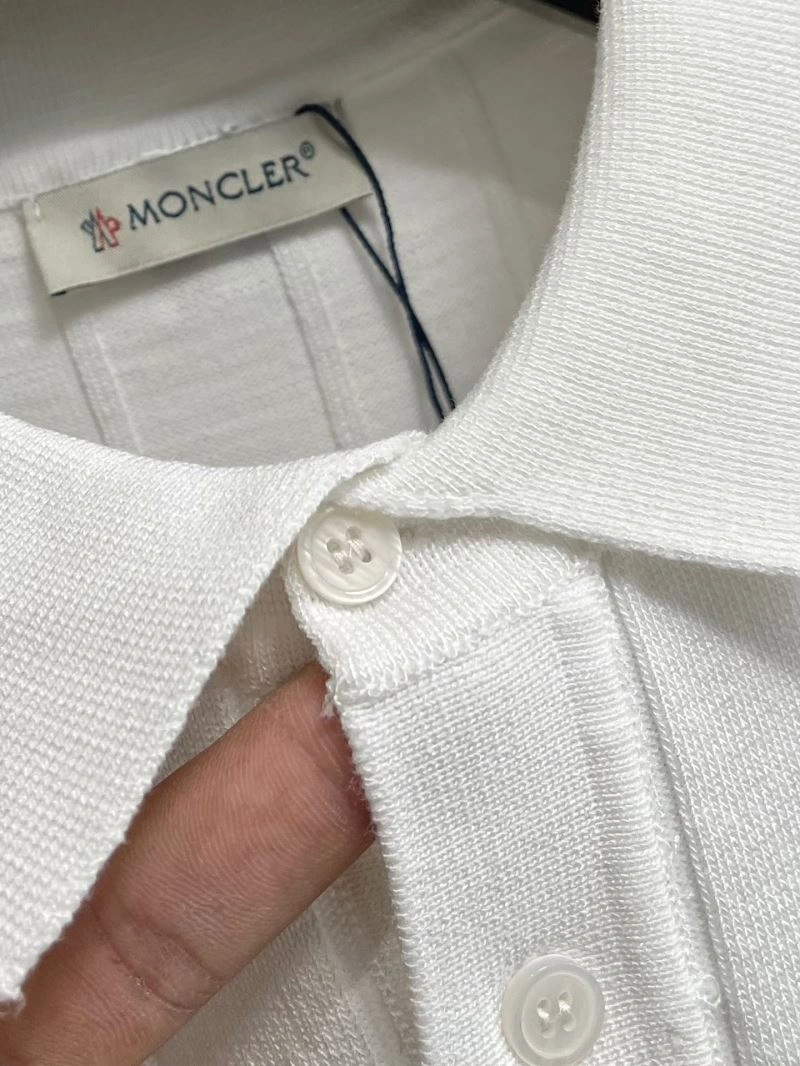 Indistinguishable Moncler T-Shirts