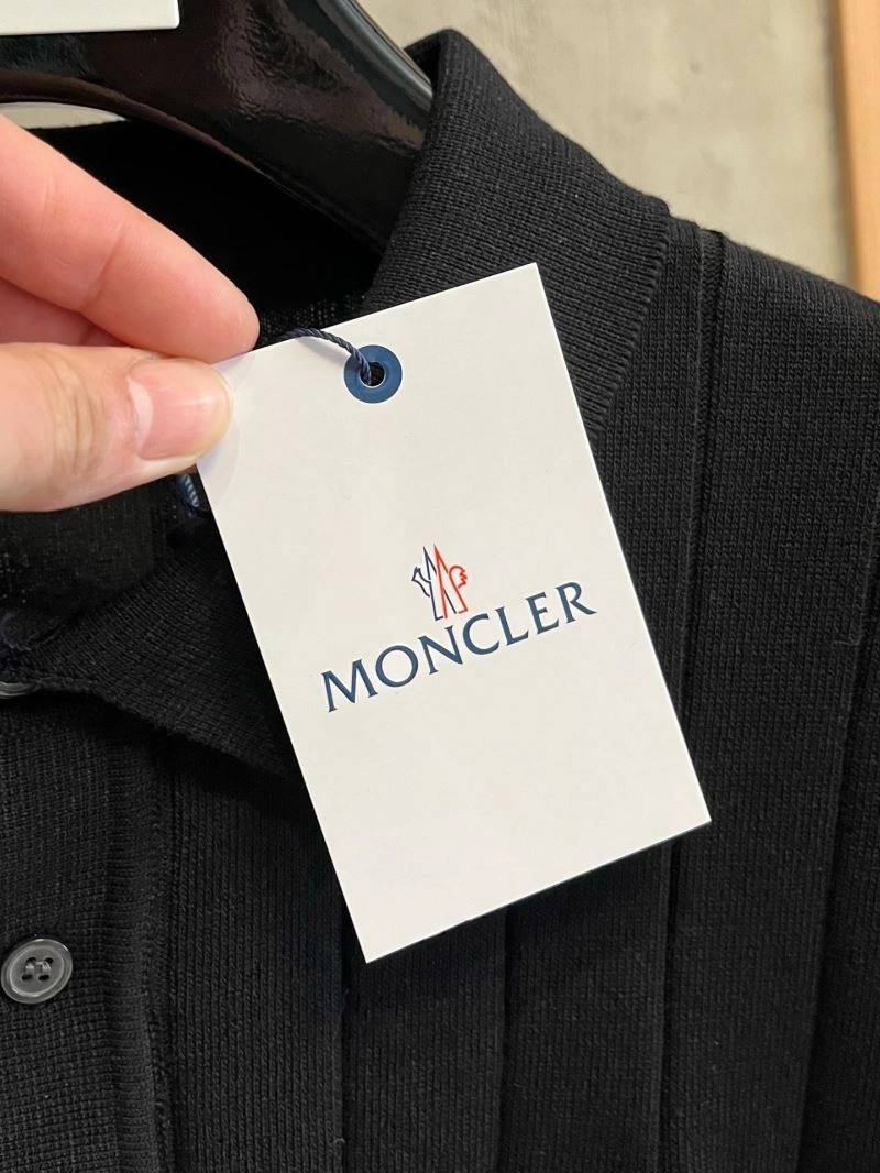 Inexpensive Moncler T-Shirts