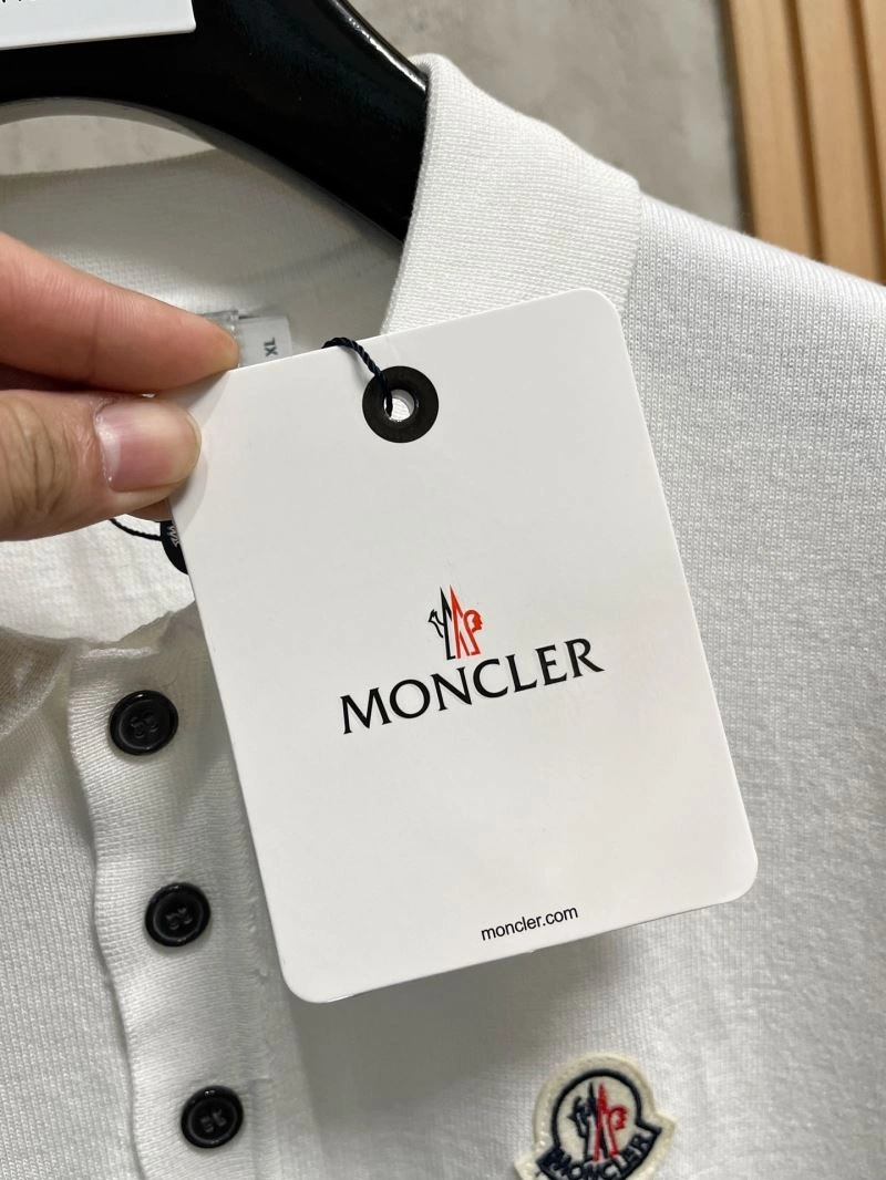 Indistinguishable Moncler T-Shirts