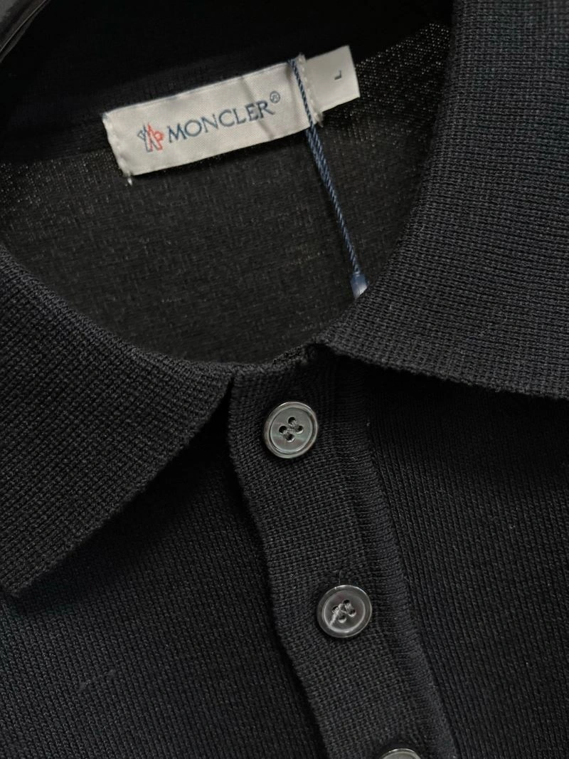Top mirror Moncler T-Shirts