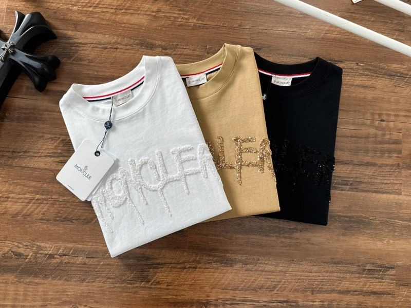 Cut-rate Moncler T-Shirts