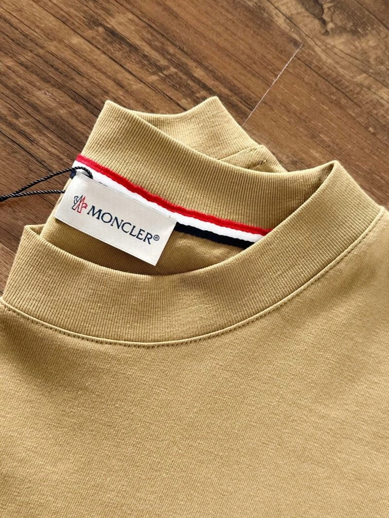 Cut-rate Moncler T-Shirts