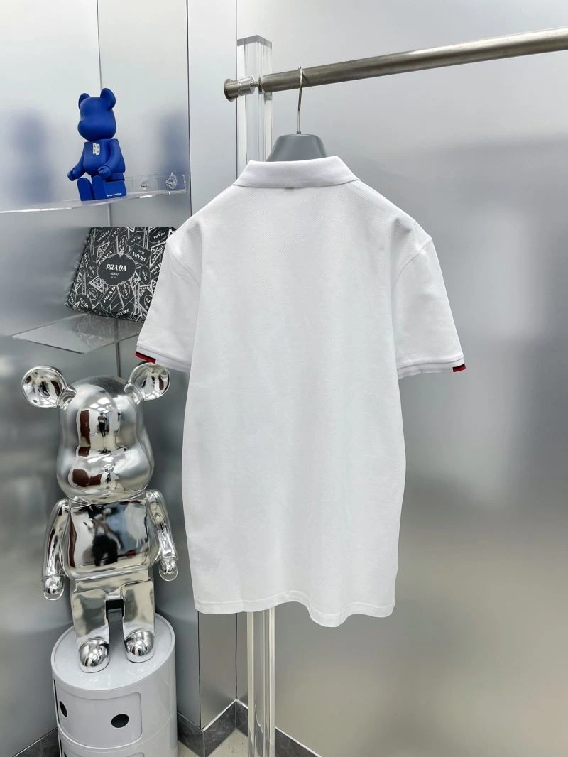 Low-cost Moncler T-Shirts