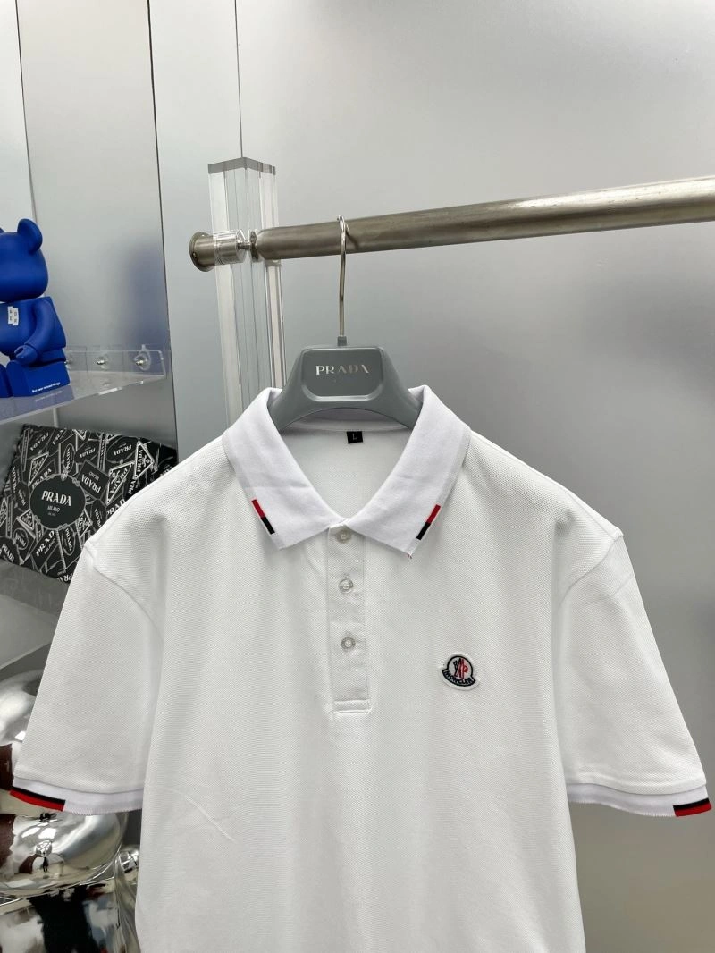 Low-cost Moncler T-Shirts