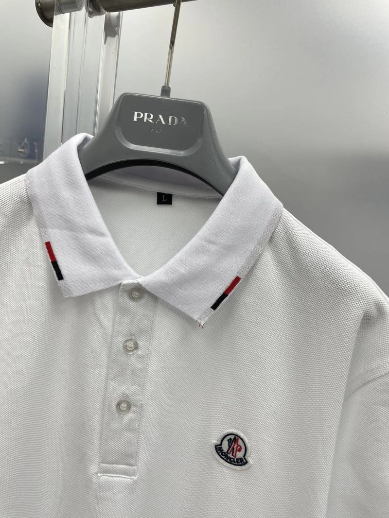 Low-cost Moncler T-Shirts