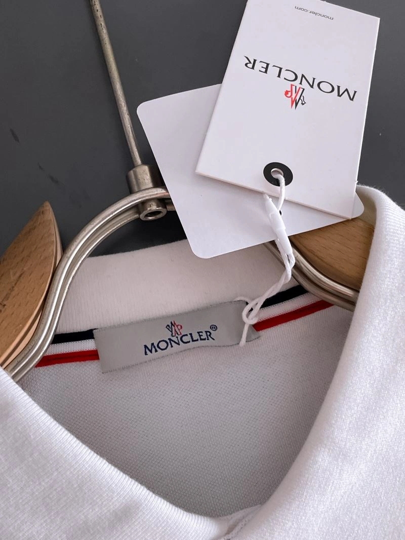 Perfect replica Moncler T-Shirts