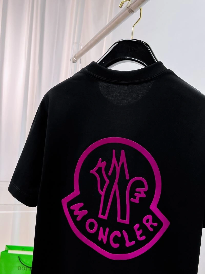 Low-cost Moncler T-Shirts