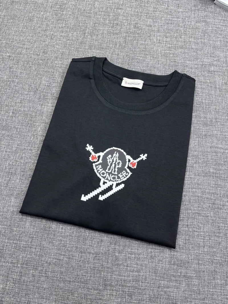 Brand-authenticated Moncler T-Shirts