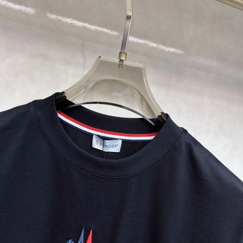 Accurate model Moncler T-Shirts