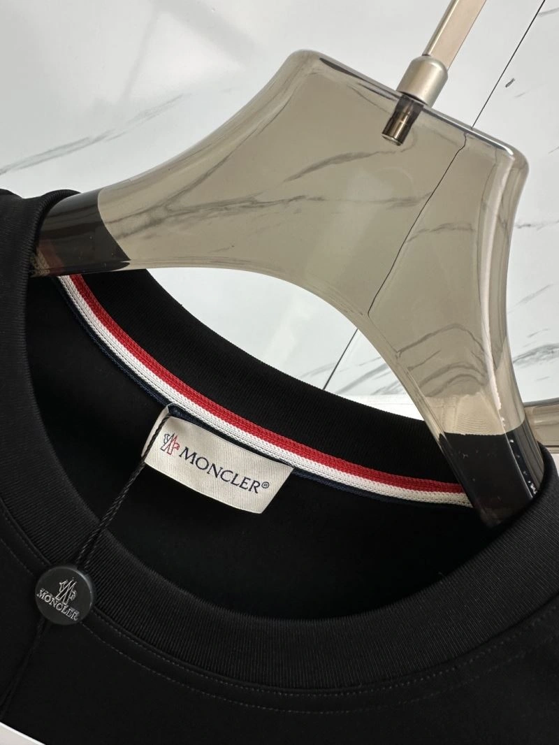 Legit Moncler T-Shirts