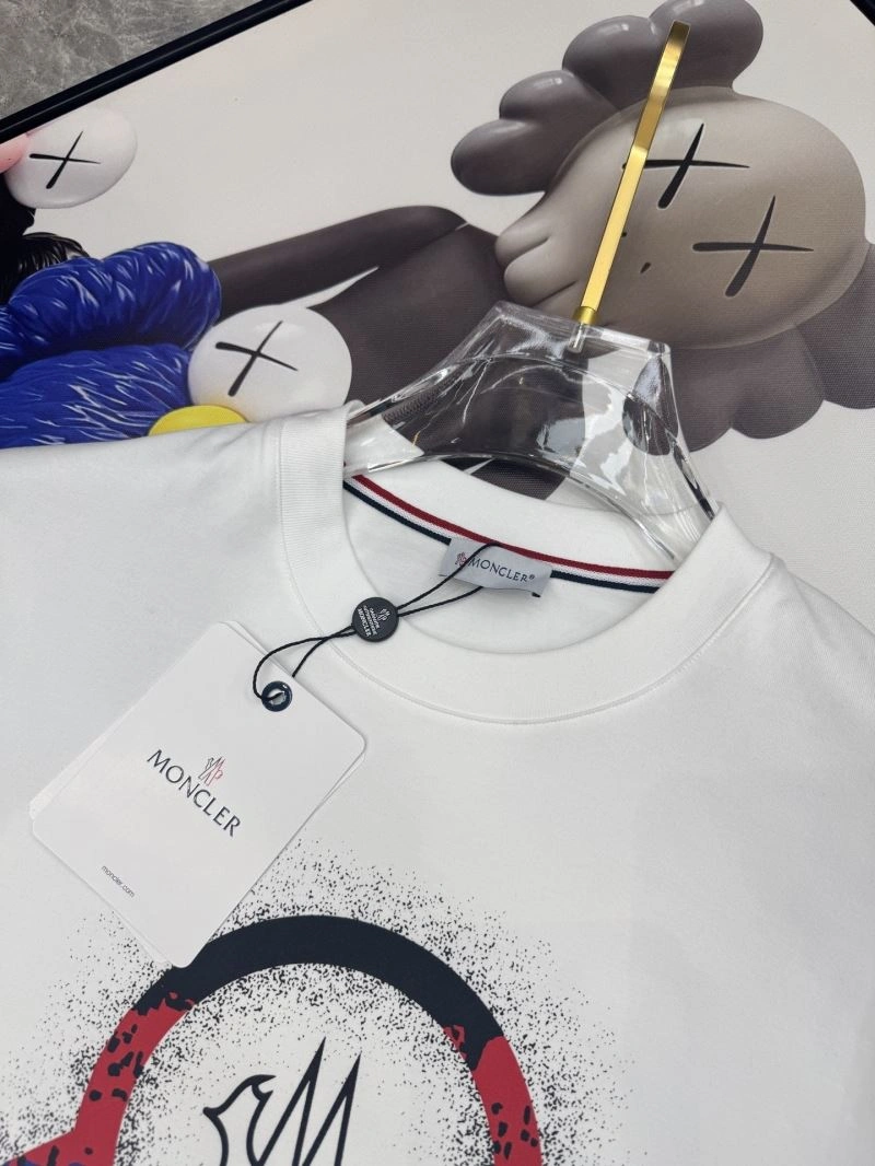 Perfect replica Moncler T-Shirts
