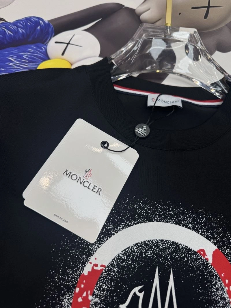 Factory-made Moncler T-Shirts