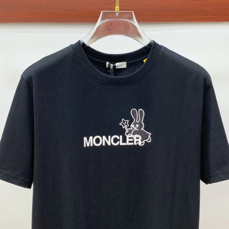 Exact replica Moncler T-Shirts