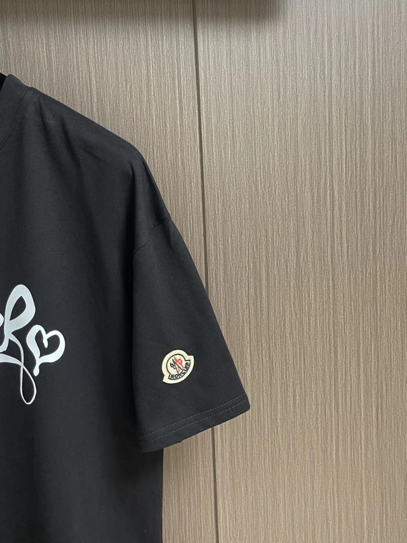 Inexpensive Moncler T-Shirts